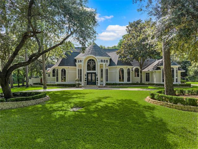 3 N Benton Woods Circle