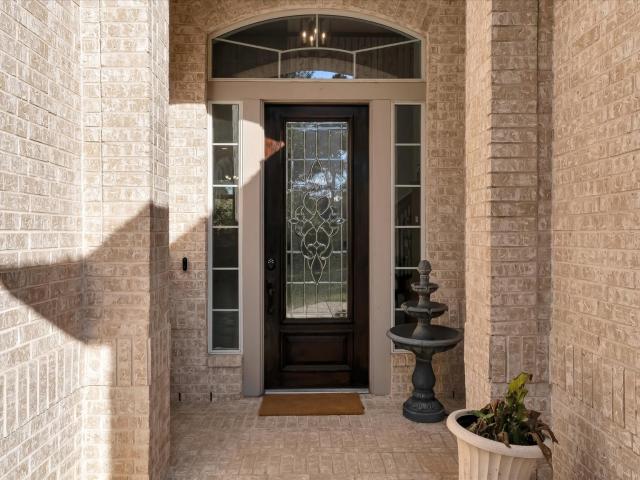3 N Fair Manor Circle