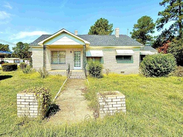 3 N Hazel Ave, Andrews, SC 29510
