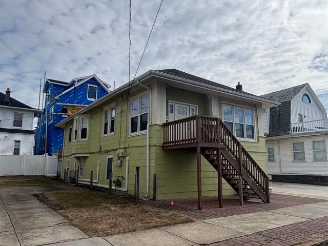 3 N Wissahickon Ave