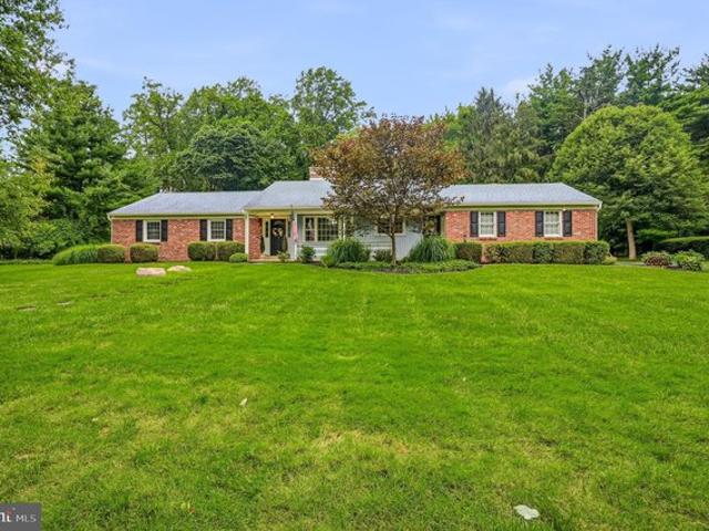 3 Oak Rd, Elkton, MD 21921