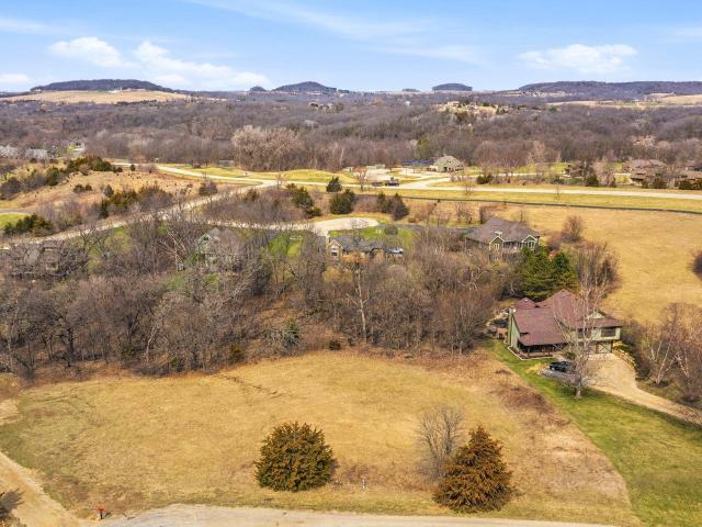 3 Oakmont Court