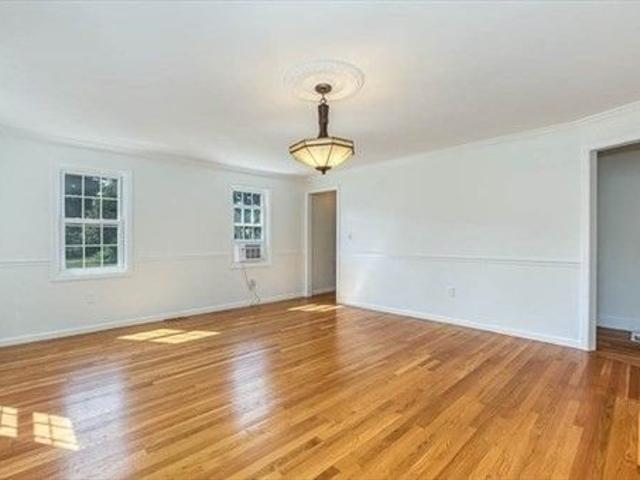 3 Oakhill Ave, Foxboro, US, MA