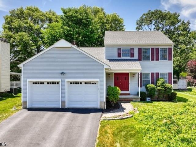 3 Obert Dr, Raritan, NJ 08869