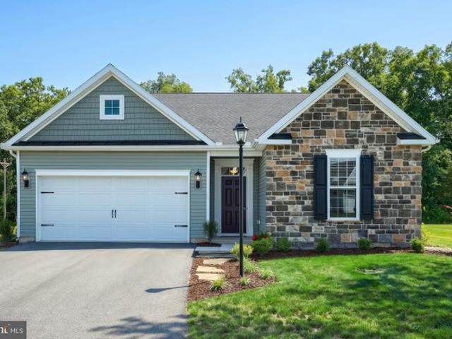 3 Osprey Ct Unit A19, Gettysburg, PA 17325