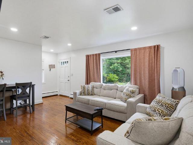 3 Austin Road