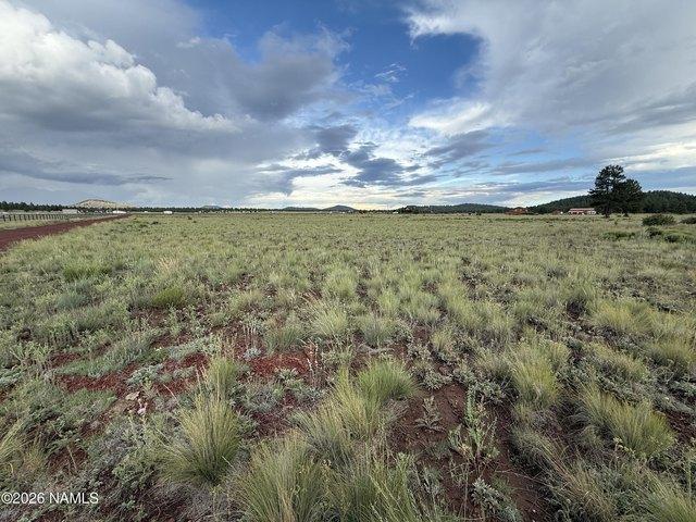 3 A N Spring Valley Rd, Parks, AZ 86018