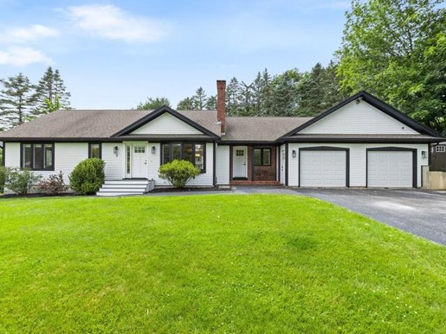 3 Abby Ln, Biddeford, ME 04005
