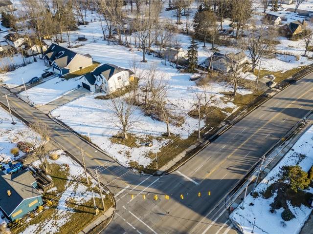 3 Adkins Road