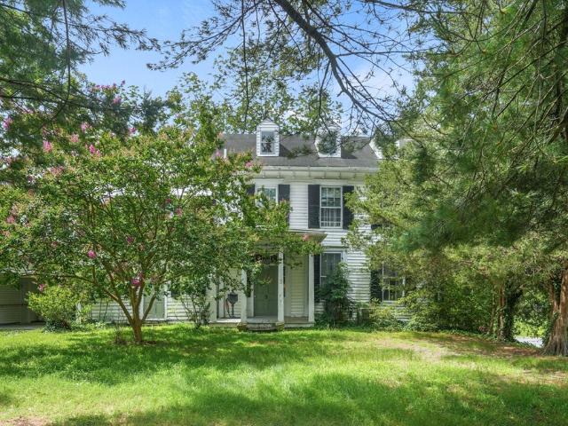 3 Ames St
