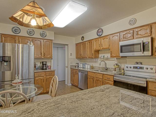 3 Amesbury Road