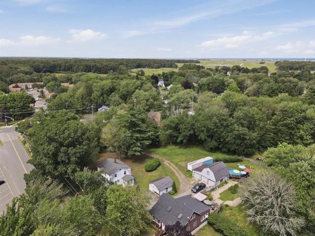 3 and 5 Ferry Rd, Salisbury, MA 01952