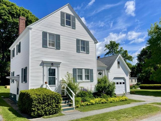 3 Andrews Rd, Bath, ME 04530