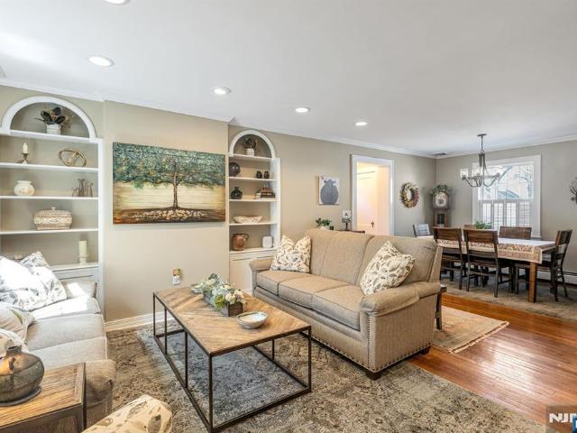 3 Ashburn Place