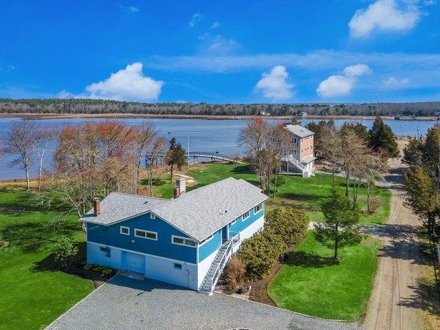 3 Bass Point Rd, Marion, MA 02738