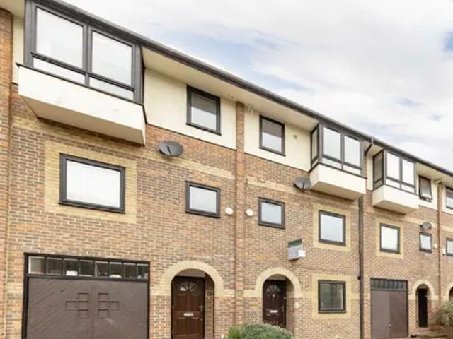 3 Barnfield Place, Millwall, London, E14 9YA, United Kingdom | 4 bed townhouse for rent #167617236 | Rentberry