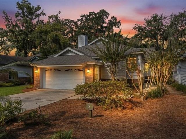 3 Bay Tree Ct W, Saint Simons, GA 31522