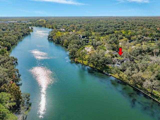 3 Bayou Road