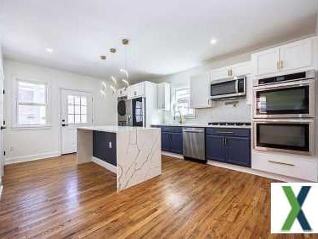 3 bd, 1 ba, 1140 sqft Condo for sale Boston, Massachusetts