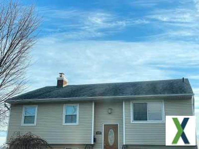 3 bd, 1 ba, 2800 sqft House for rent Freeport, New York