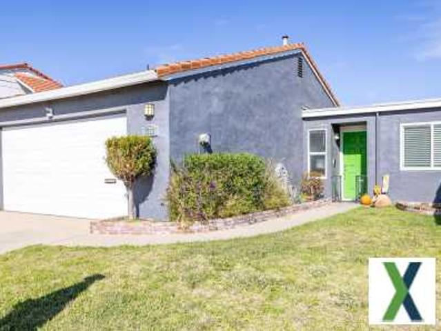 3 bd, 2 ba, 1039 sqft Home for sale Salinas, California