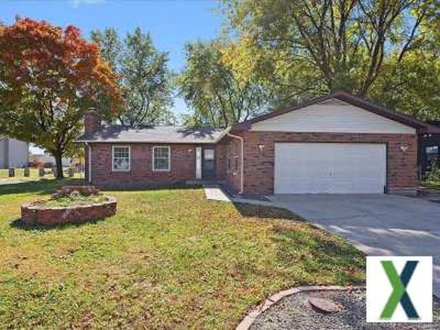 3 bd, 2 ba, 1245 sqft Home for sale Fairview Heights, Illinois