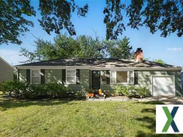 3 bd, 2 ba, 1236 sqft Home for sale Prairie Village, Kansas