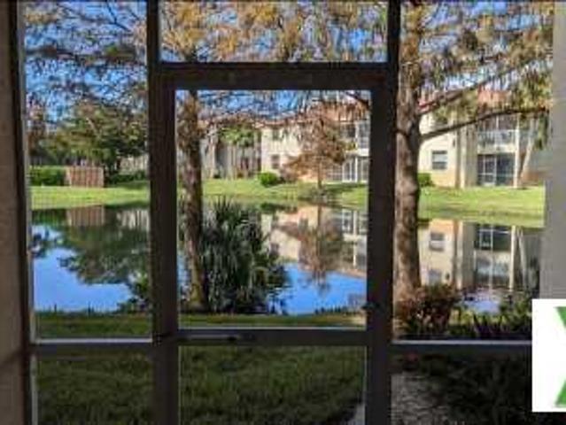 3 bd, 2 ba, 1570 sqft House for rent Iona, Florida