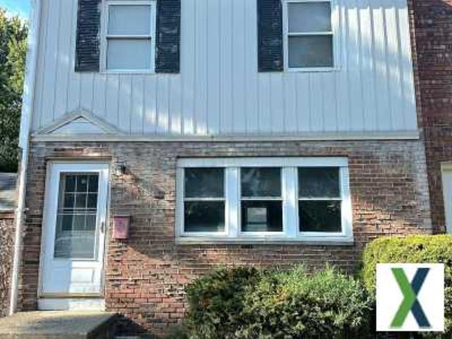 3 bd, 2 ba, 1500 sqft Townhome for rent Boardman, Ohio