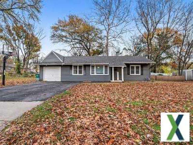 3 bd, 2 ba, 1770 sqft House for sale Lenexa, Kansas