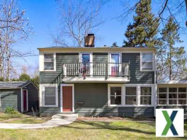 1 bd, 3 ba, 1212 sqft Home for sale Hazleton, Pennsylvania