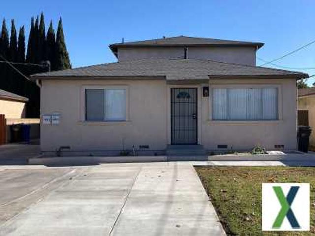 3 bd, 2 ba, 1800 sqft House for rent Lawndale, California