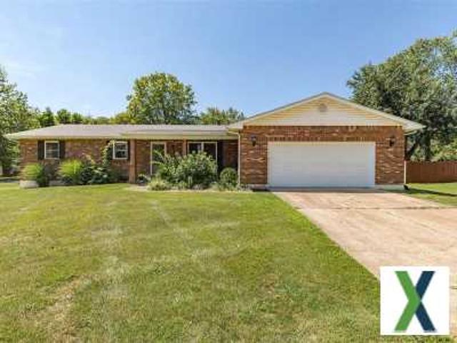 3 bd, 2 ba, 1900 sqft Home for sale Farmington, Missouri