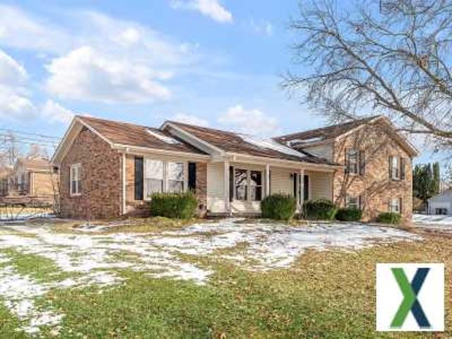 3 bd, 2 ba, 1926 sqft Home for sale Lexington, Kentucky