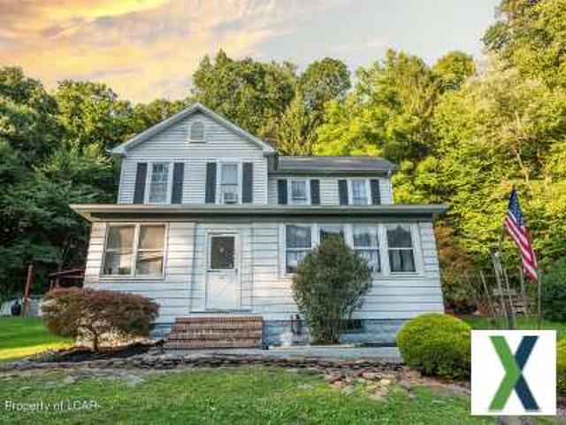 3 bd, 2 ba, 2212 sqft House for sale Back Mountain, Pennsylvania
