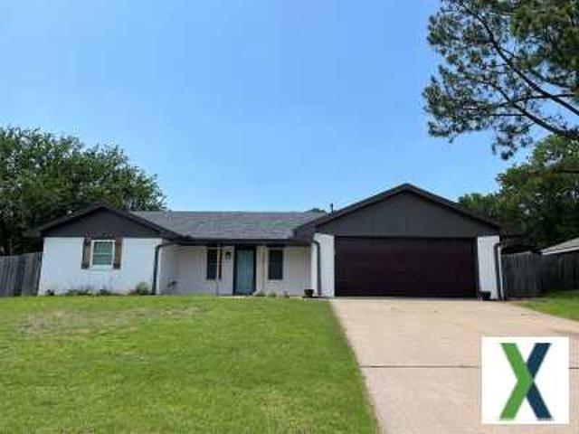 3 bd, 2 ba, 2366 sqft Home for rent Duncan, Oklahoma