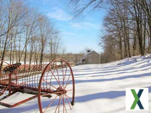 3 bd, 3 ba, 2544 sqft House for sale Southbury, Connecticut