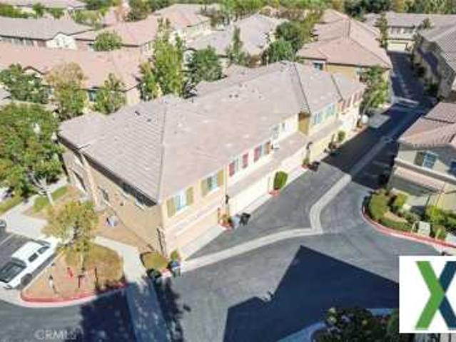 4 bd, 6 ba Townhome for sale South Milwaukee, Wisconsin