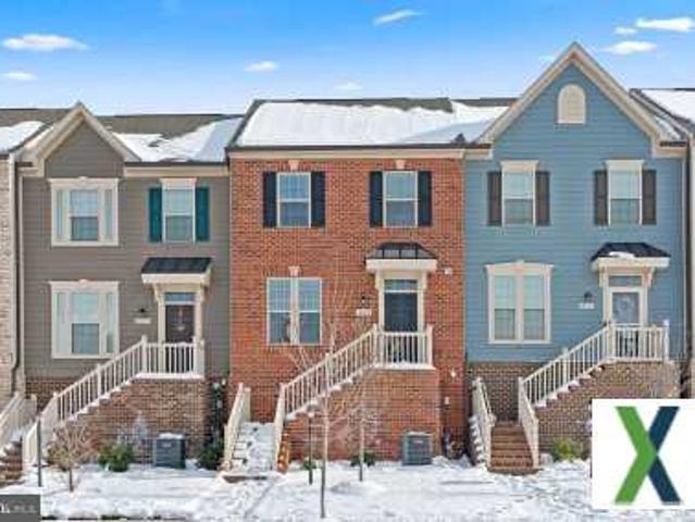 3 bd, 4 ba, 2124 sqft Townhome for rent Cherry Hill, Virginia
