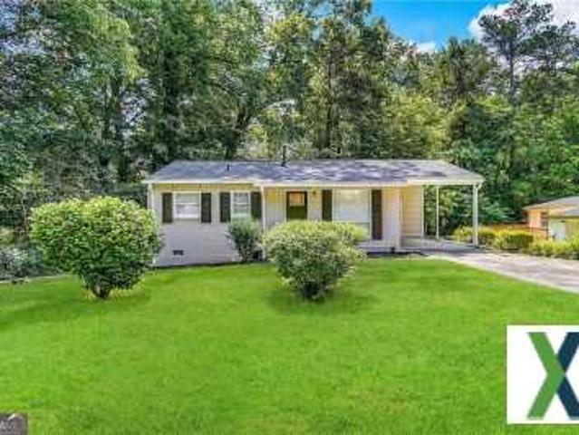 3 bd, 2 ba, 1617 sqft Townhome for sale Round Lake, Illinois