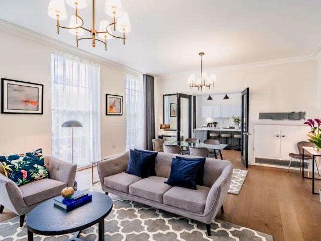 3 Bed 4 Bath