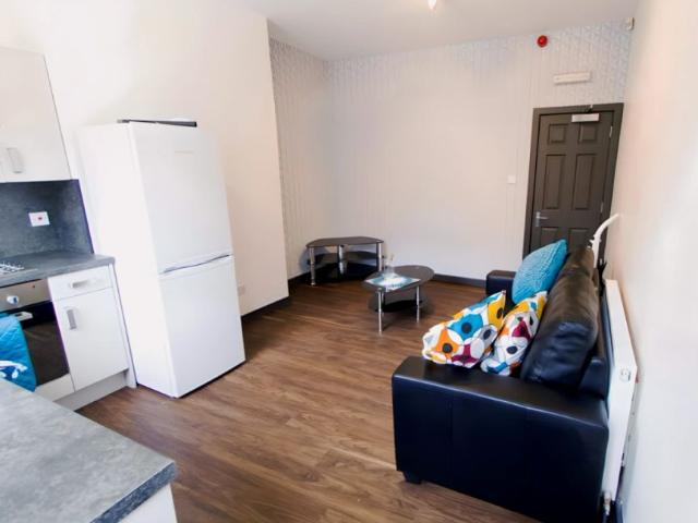 3 Bed 1 Bath