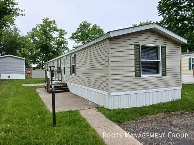 3 Bed 1 Bath Home Available for Lease at Carriage Lane Estates Apply Now!