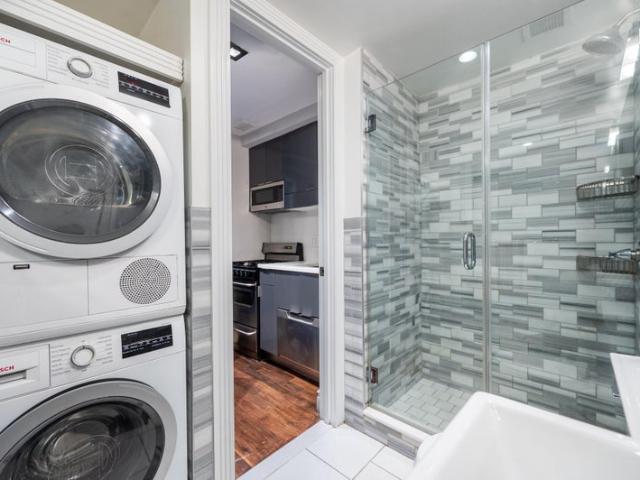 3 bed 1 bath LES Apt!
