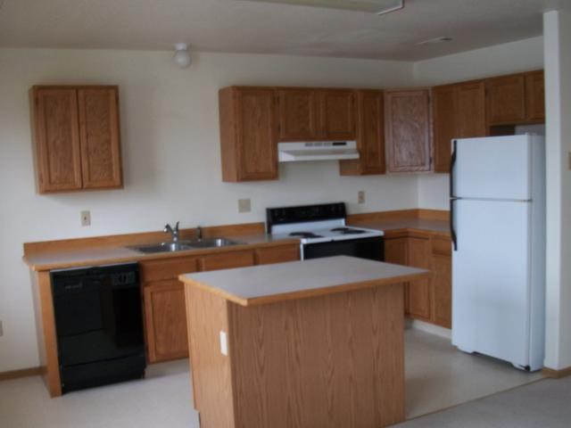 3 Bed, 1 Bath Unit Belgrade