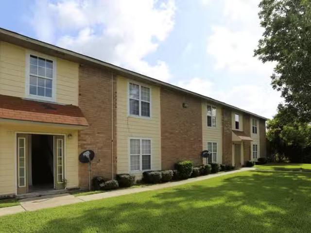 3 Bed 1.5 Bath WB 3B Townhome Hartford Commons