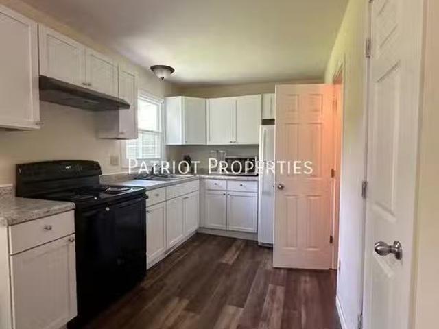 3 Bed 1.5 Bath Home in Madison, WI 3311 Lotheville Rd
