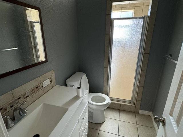 3 bed 1.5 bath in Lubbock!