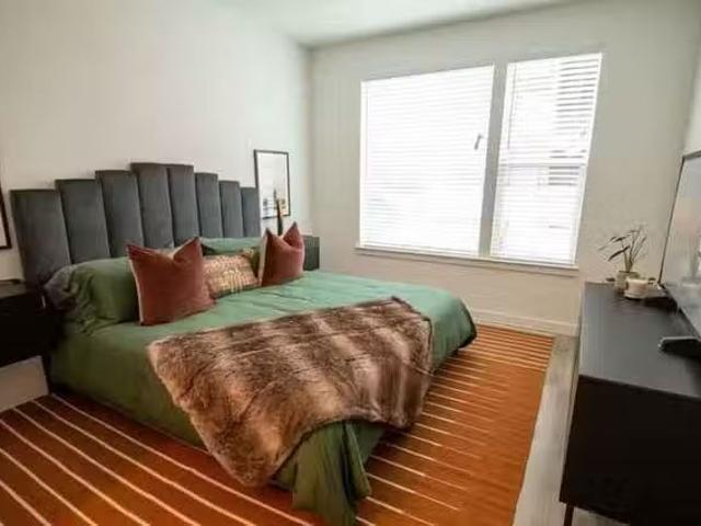 3 Bed 2 Bath