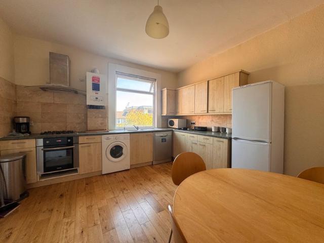 3 Bed | 2 Bath | Bounds Green